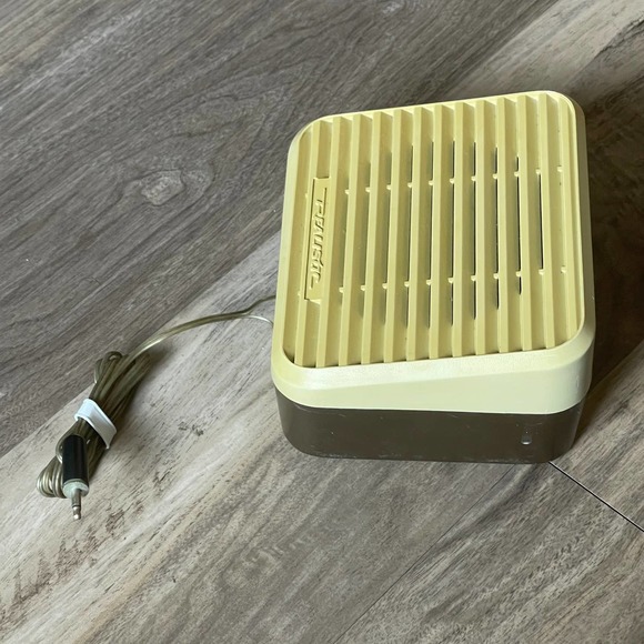 RadioShack | Portable Audio & Video | Realistic 4227a Vintage Patio ...